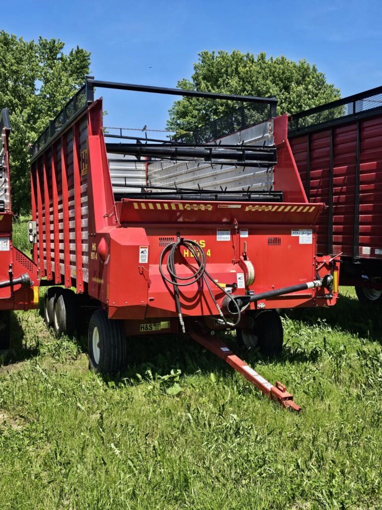 Farm Machinery Inventory - Forage - Chopper - Box - Used - Running Gear